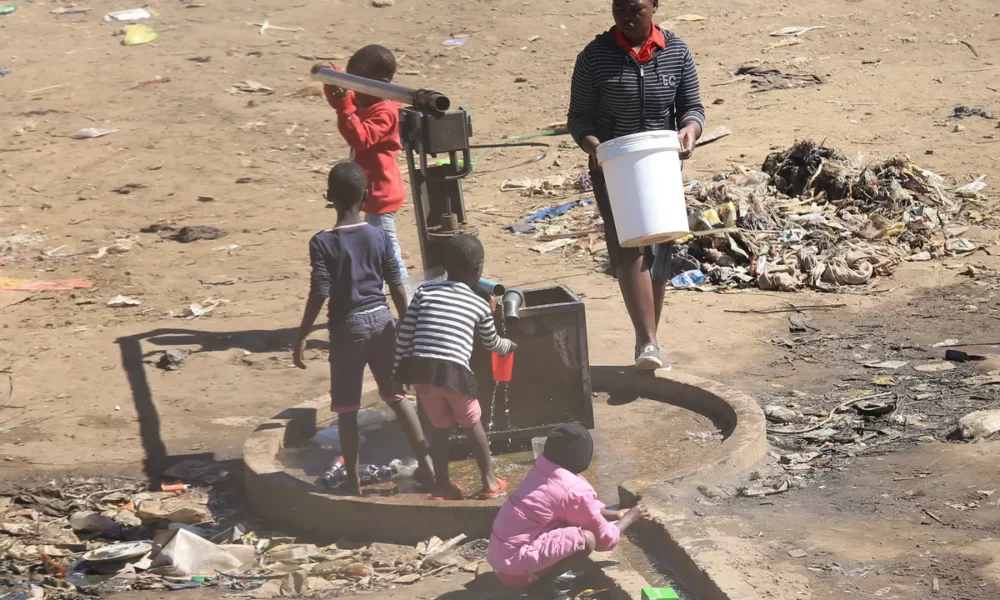 Covid-19, Ukraine war plunge Zim into deeper poverty: WB - NewsHawks